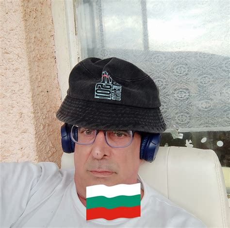 Карбовски 841 граждани на Русия ще трябва да напуснат Латвия до средата на октомври защото не