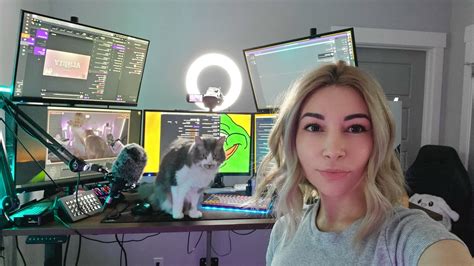 Twitch Streamer Files Police Report After Fans Show Up At Her Home