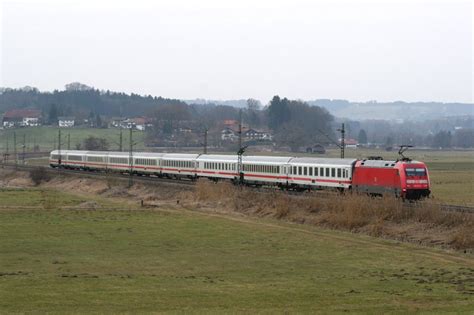 101 012-3 schiebt den EC 216 von Graz nach Saarbrücken durch die ...