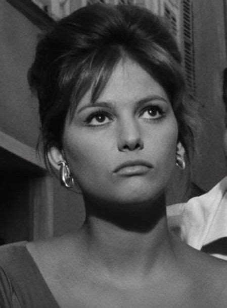 Pin De Bali Jp Em Acteurs Et Actrices Italiens Atrizes Clássicas