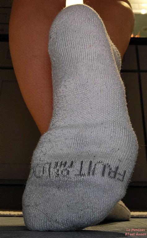 [f] Come Closer And Have A Sniff Low Life R Smellysocks
