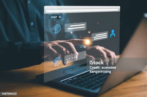 Ai 인공 지능과의 챗봇 채팅 기술 스마트 로봇 Ai 인공 지능을 사용하여 명령 프롬프트를 입력하여 무언가를 생성하고 미래 기술 변환 챗봇에 대한 스톡 사진 및 기타 이미지