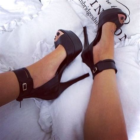 833 Best Images About Heels Shoes Sexy High Heels On Pinterest Black Heels Sexy Hot And Pump