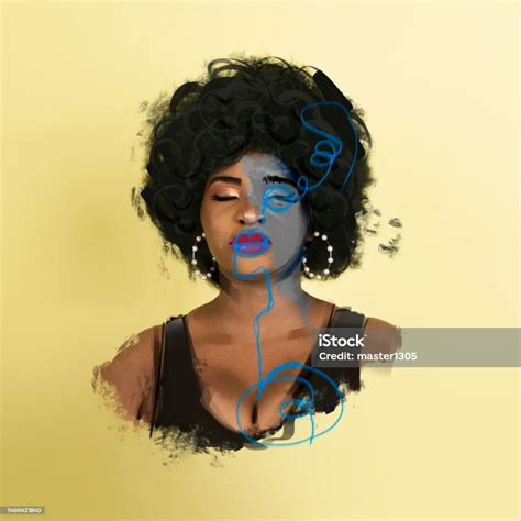 창조적 인 예술 콜라주 노란색 배경 위에 젊은 아프리카 여성의 초상화 포스터 그래픽 사진과 일러스트레이션의 조합 아이디어 영감