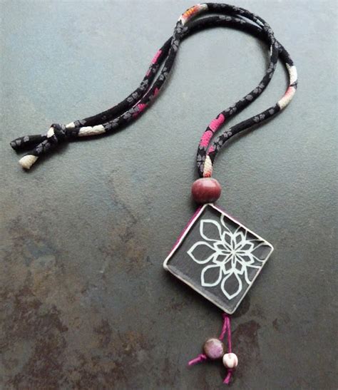 Lorelei Loop Girl At Shelley Morgan Blog