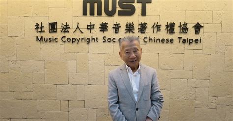 MÜst《寫一首歌》 千言萬語-左宏元以男性之姿寫出孤單寂寞忤身的難言心聲 MÜst《寫一首歌》 千言萬語-左宏元以男性之姿寫出孤單寂寞忤身的難言心聲
