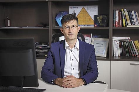 Инж Димитър Димитров “Сподели и Вдъхнови” помага на образованието да създаде личности които