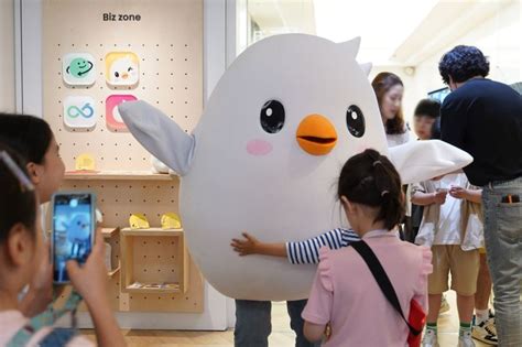 Linkedin Hyperconnect 페이지 💫‘꿈의 직장 하이퍼커넥트® 구성원과 건강한 동행 하이퍼커넥트® 데브렐 디자인렐 등 사내 커뮤니케이션을 돕는 ‘렐 활동과