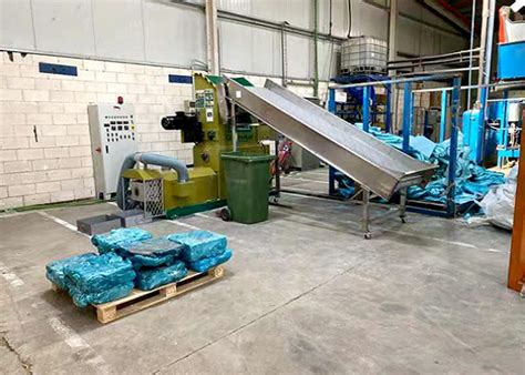 Foam Densifier Can Compress Foam Board Into Dense Ingots To Supply