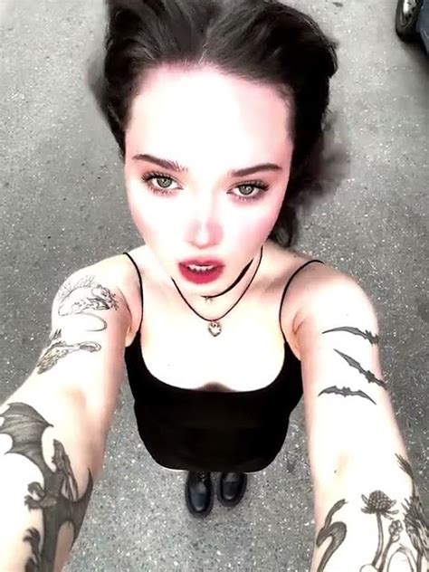 не забудь подписаться 🩷 Youtube