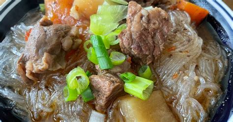 紅燒牛肉湯 食譜與作法 By Mama Chiu Cookpad