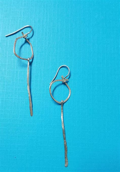 How To Make Wire Earrings From Scratch Moms And Crafters