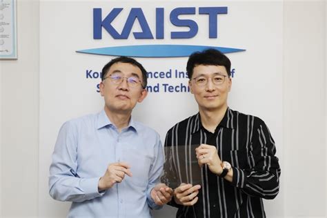 카이스트 이승섭·윤준보 교수팀 투명 스마트 복합 필름 상용화에 성공