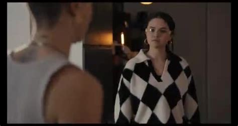 Selena Gomez Lesbian Kiss With Cara Delevingne Hot Steamy Videos Metatube