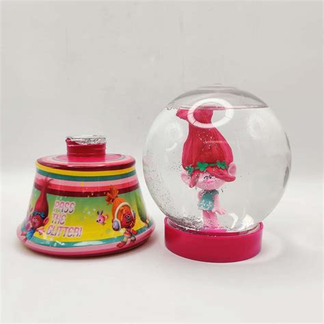 Dreamworks Trolls Movie 8floz Bubble Bath Pink Snow Globe