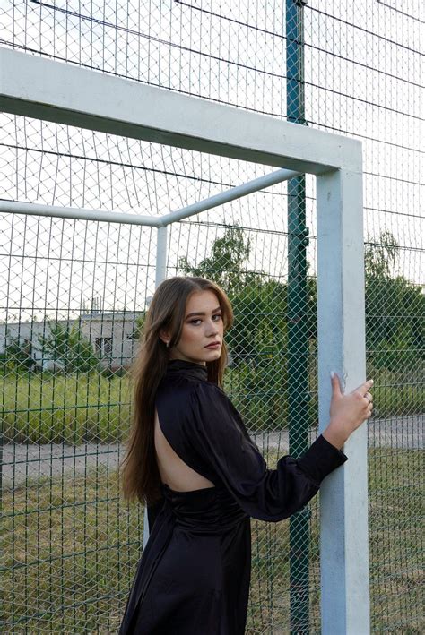 Девушка на футбольных воротах In 2022 Women Womens Top Mesh Top