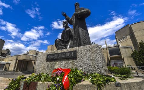 Прв уписен рок на УКИМ за академската 2022 2023 година ДУМА мк