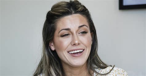 Mannen Tillsammans Med Bianca Ingrosso Bekräftar Svensk Dam