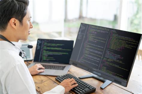 Pythonがai開発で使われるのはなぜ？理由・メリット・デメリット・活用例を徹底解説！