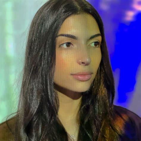 Vanna · Artist Profile