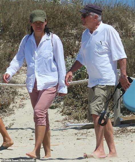 Első Képek Robert De Niro újszülött Gyermekéről