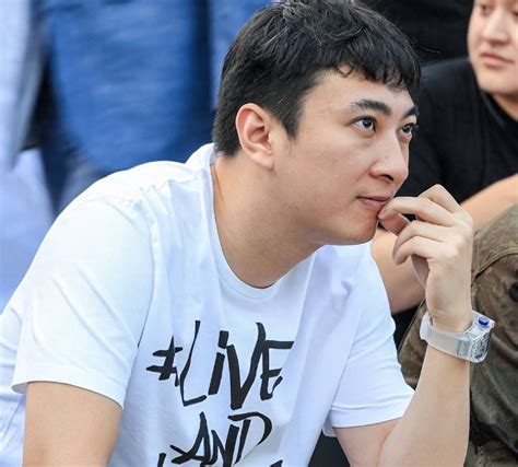 Yang Kuns Singing Ability Triggered Heated Discussions On Social Media And Wang Sicongs