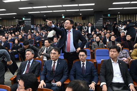 ‘친윤 원내사령탑 한동훈과 탄핵 놓고 갈등 문화일보 Munhwa
