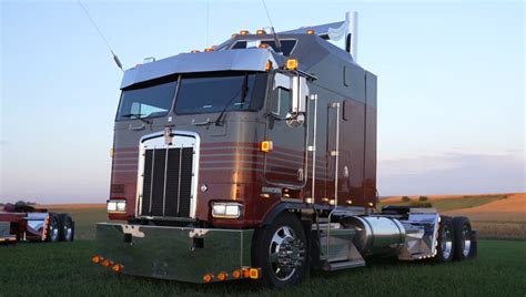 Custom Kenworth Cabover