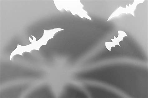 즐거운 할로윈 보내세요 어두운 배경에 거미의 그림자가있는 유령과 박쥐 장식 텍스트를위한 공간이있는 창조적 인 사악한 할로윈 템플릿 가을에 대한 스톡 사진 및 기타 이미지