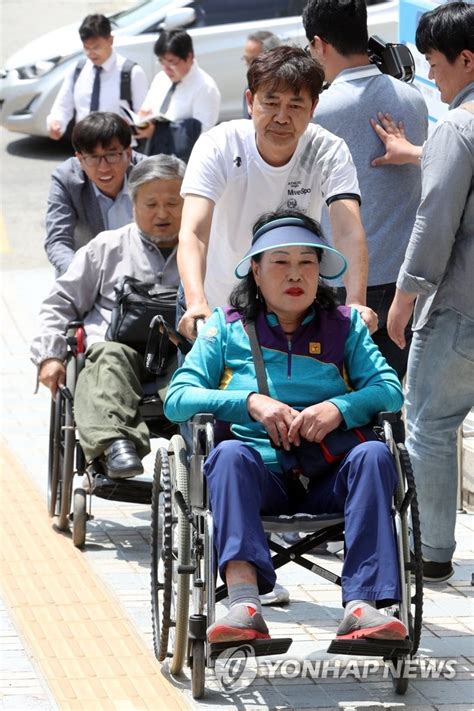 증언대 향하는 5·18 헬기사격 목격자들 연합뉴스