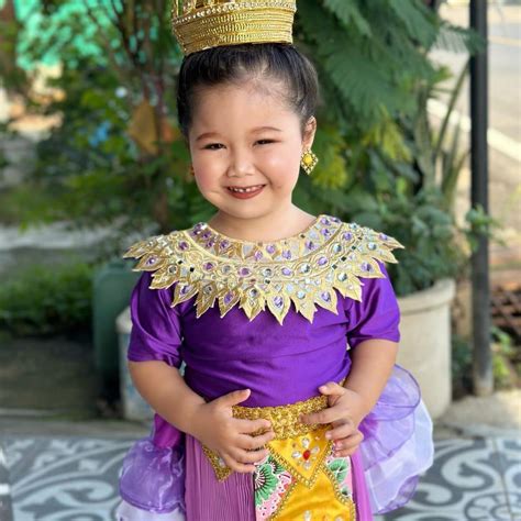 ฮัซวานี บิลโต้ะและ Facebook