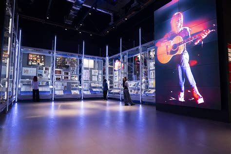 Londres Abre Al Público El David Bowie Centre El Museo Archivo Del