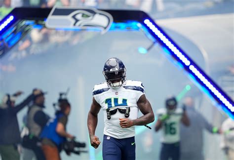 Seahawks Gm Explains Why They Traded Dk Metcalf To Steelers