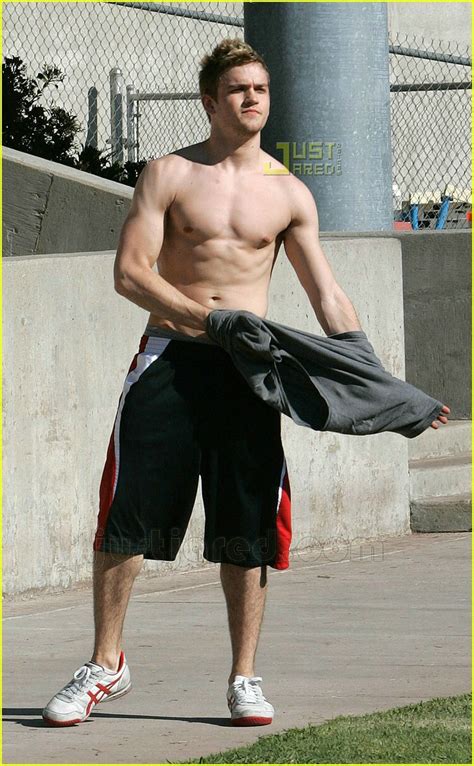 neil haskell is shirtless photo 583861 photos just jared celebrity news and gossip