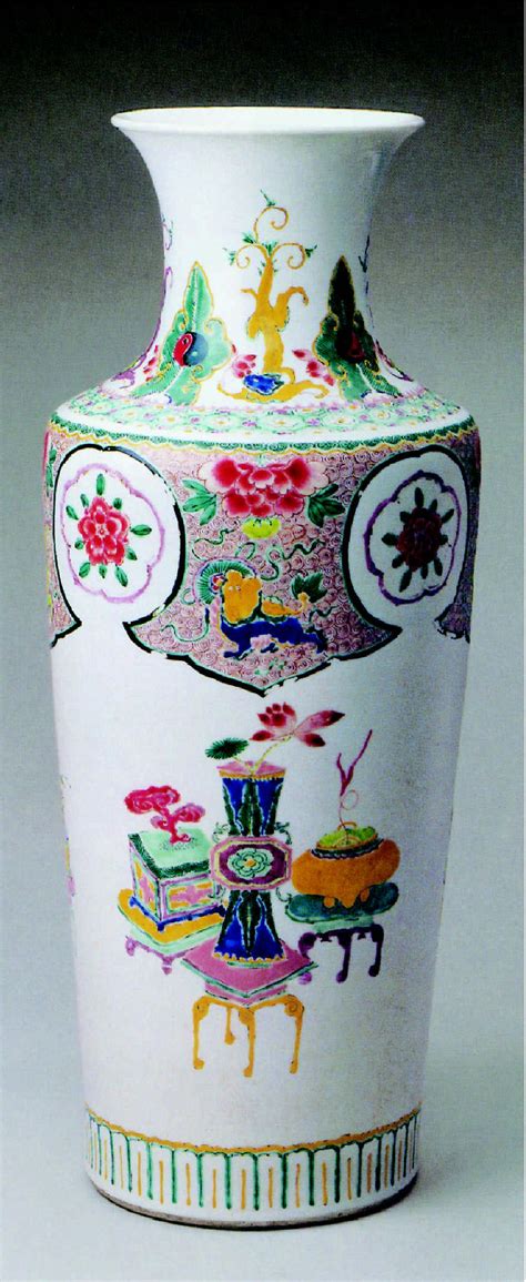 雍正粉彩花卉博古瓶 清代粉彩瓷识真 图片