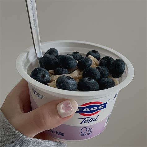 Fage Greek Yogurt And Blueberries • Easy Breakfast Ideas • Clean