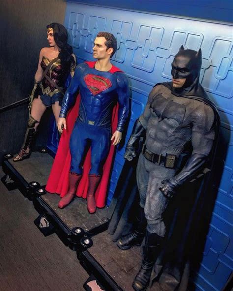 Robert Chen Batman Statue 蝙蝠俠 On Instagram 【dceu Trinity】12 Statues