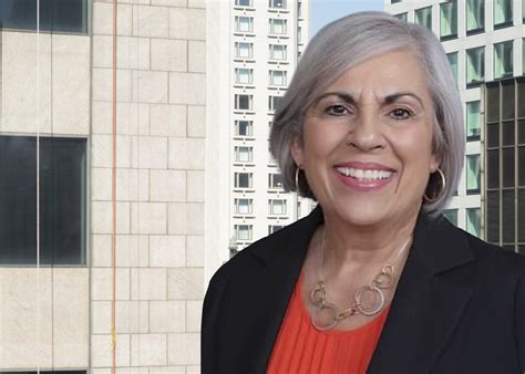 Jennifer Strattons Instagram Twitter And Facebook On Idcrawl