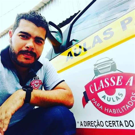 Meninas Olha Como Meu Marido Ficou Feliz Comigo Dirigindo Nem