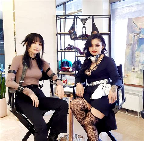 Jd Амьдралдаа хийсэн хамгийн зөв сонголт ээж байх түүндээ ч баярладаг хүмүүс намайг