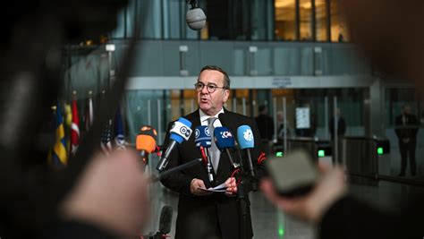 Писторијус Русија остаје претња европској безбедности и након мира у Украјини — Rt Balkan