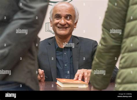Pico Iyer The Bestselling Author Of The Art Of Stillness Presents