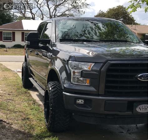 2015 Ford F 150 With 22x12 44 Xtreme Force Xf2 And 33125r22 Atturo