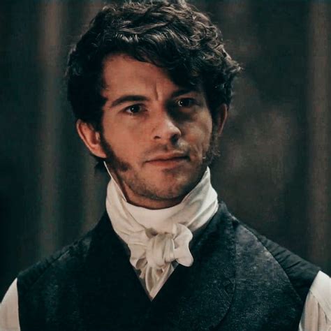 𝗝𝗼𝗻𝗮𝘁𝗵𝗮𝗻 𝗕𝗮𝗶𝗹𝗲𝘆 As 𝗔𝗻𝘁𝗵𝗼𝗻𝘆 𝗕𝗿𝗶𝗱𝗴𝗲𝗿𝘁𝗼𝗻 In The Netflix Series 𝗕𝗿𝗶𝗱𝗴𝗲𝗿𝘁𝗼𝗻