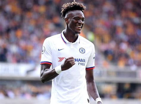 高清图：亚伯拉罕戴帽喜笑颜开 兰帕德开心挥拳 搜狐大视野 搜狐新闻