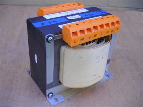 Signal Isolation Transformer 3kva 115 208 230v In X 120 220 240v Out