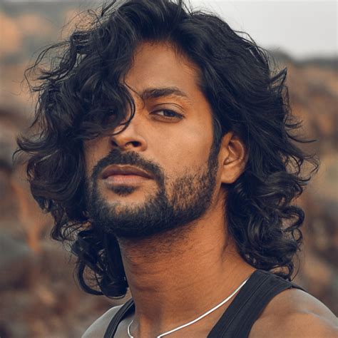 42 Timeless Hairstyles Inspired By Indian Men 12 Indian Hairstyles Men Indian Man Indian