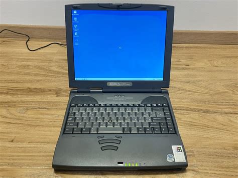 Toshiba Satellite Pro Vintage Prenosnik