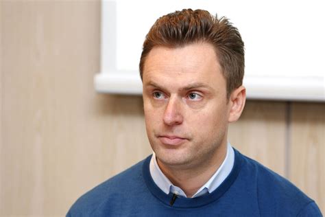 Bunkus ģimene Vērsusies Tiesā Pret Gobzemu