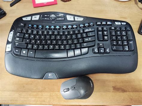 Logitech K350 Keyboard N Mouse Wireless Computers And Tech Parts And Accessories Computer